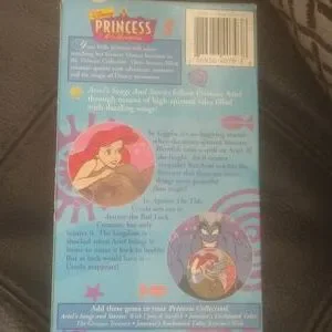 Princess Ariel Giggles DISNEY PRINCESS COLLECTION ARIEL'S SONGS